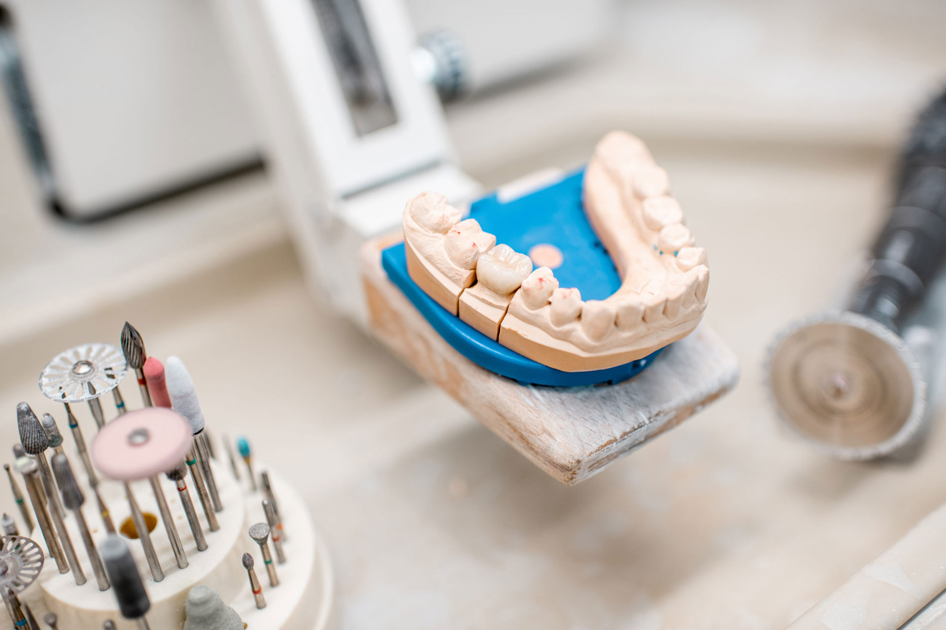 About Us - Confident Dental Lab Minnesota